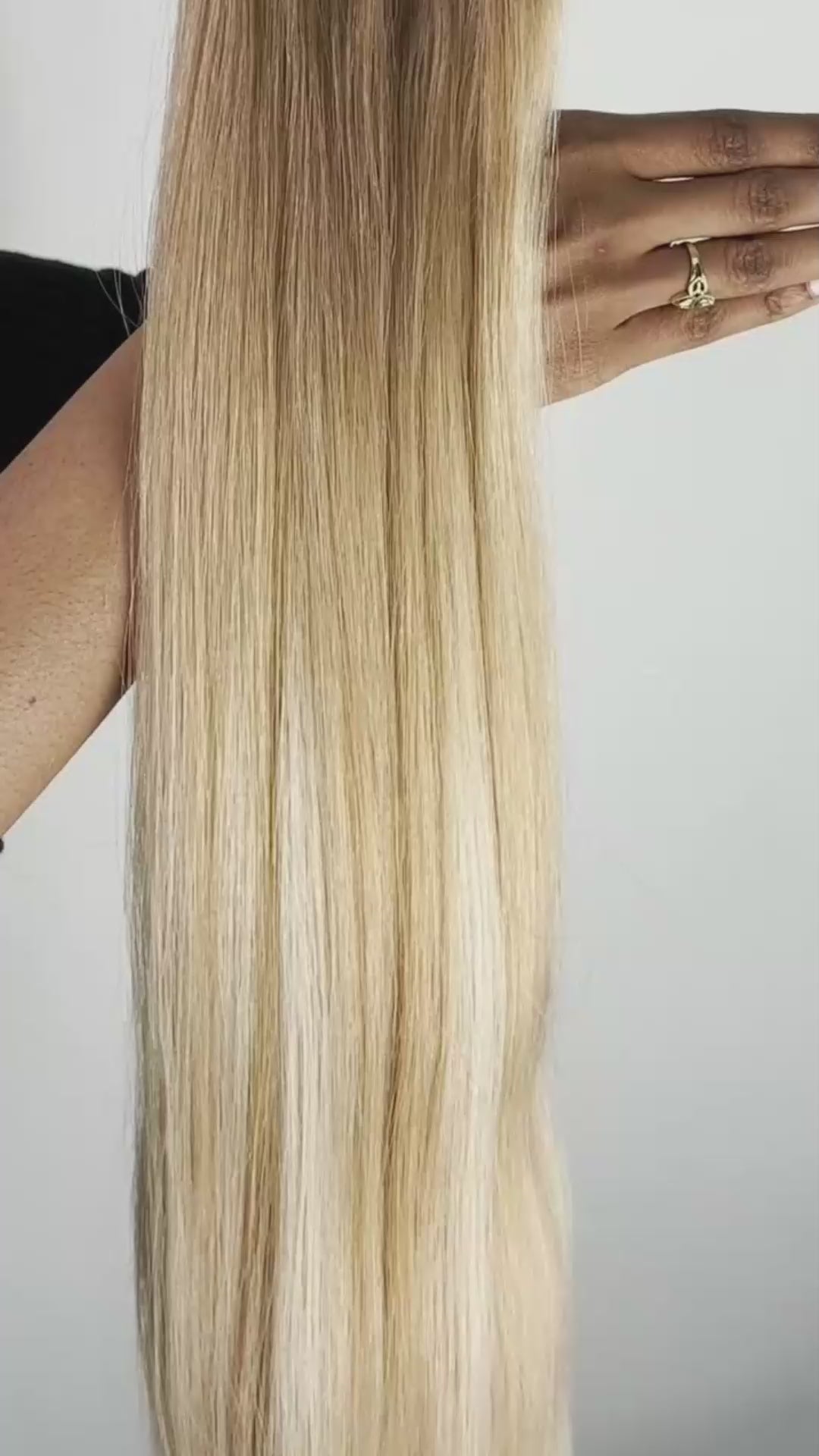 #18/22 Balayage Aura Hair Extension | AquaLyna Hair Extensions | AquaLyna